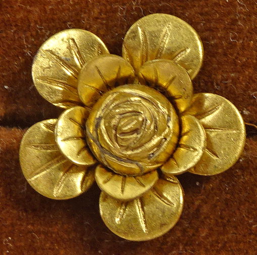 Vintage and antique metal buttons for sale — VINTAGE BUTTON EMPORIUM