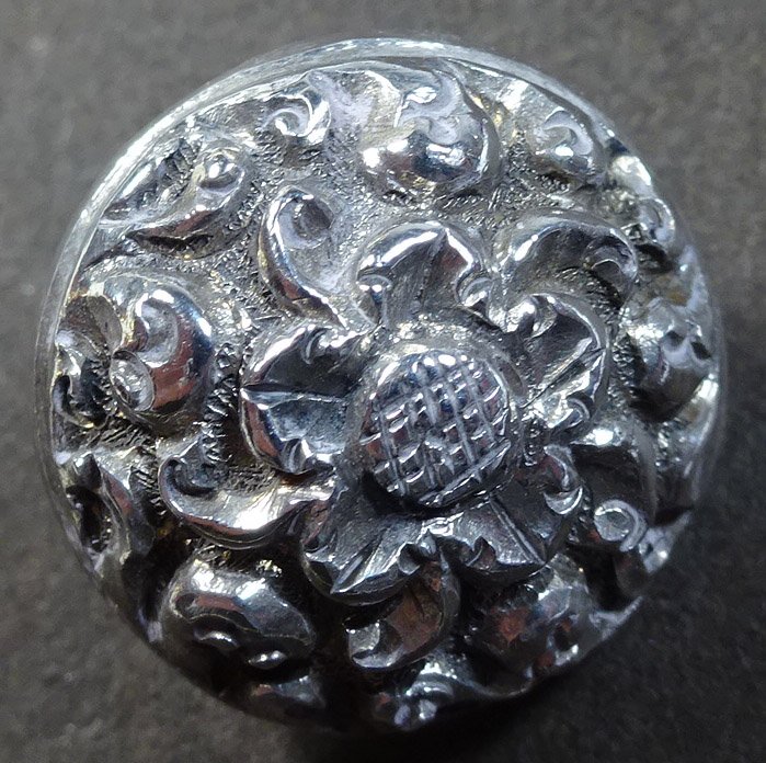 Vintage and antique metal buttons for sale — VINTAGE BUTTON EMPORIUM