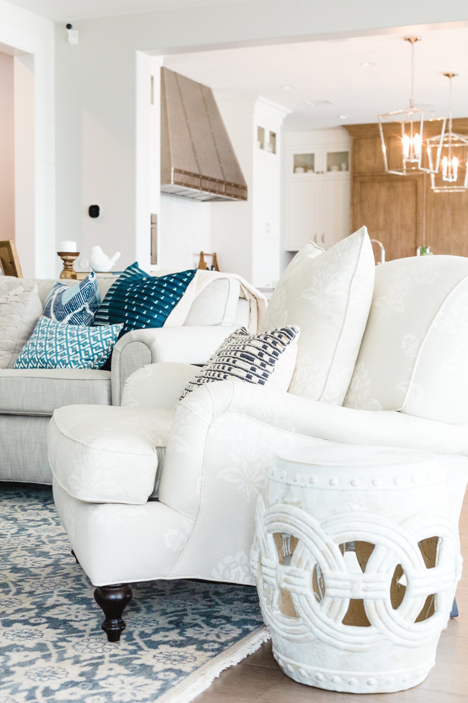 MODERN FARMHOUSE by Design 4 Corners: Premier Luxury Interior Design ...