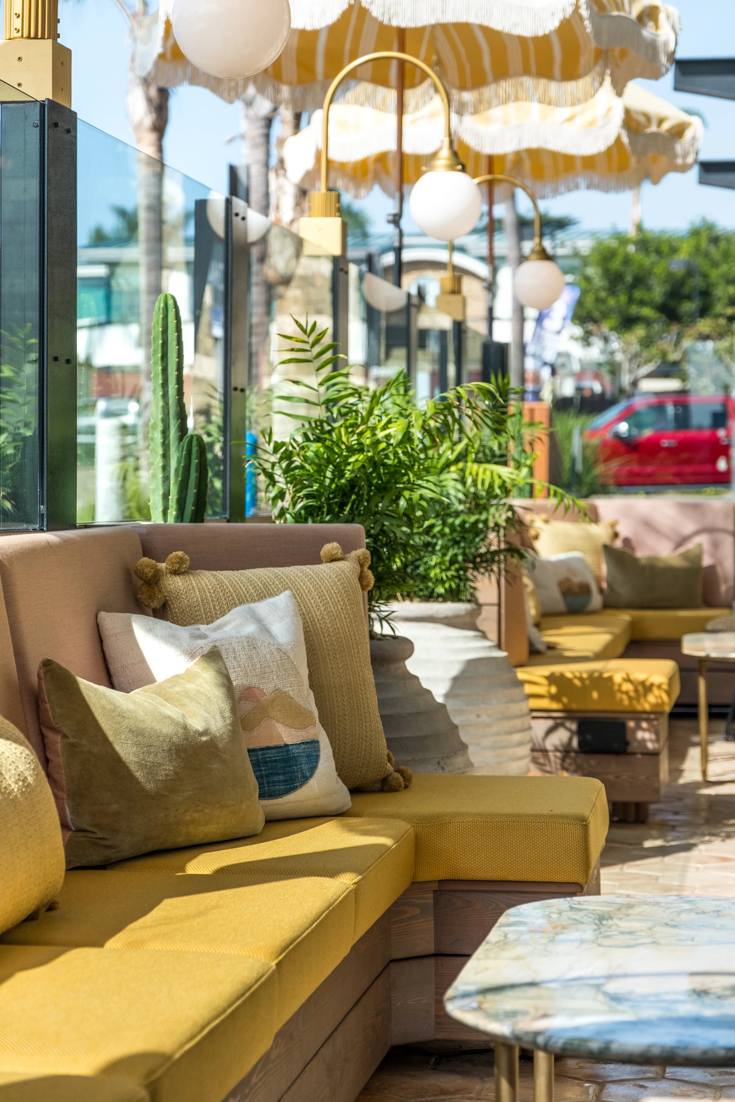 WAVERLY RESTAURANT by Design 4 Corners: Premier Luxury Interior Design ...