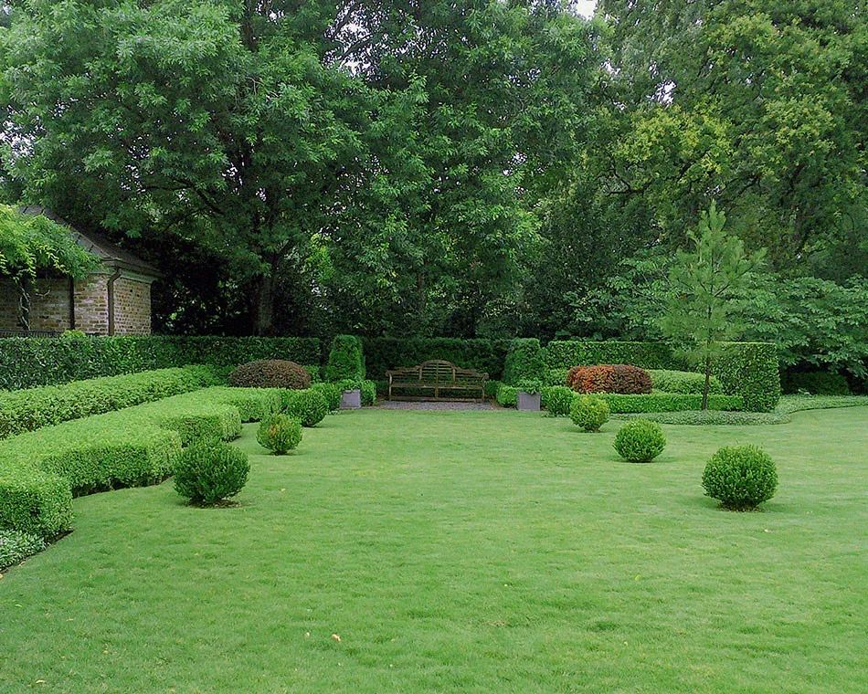 Formal English Estate — Lanson B. Jones & Co.