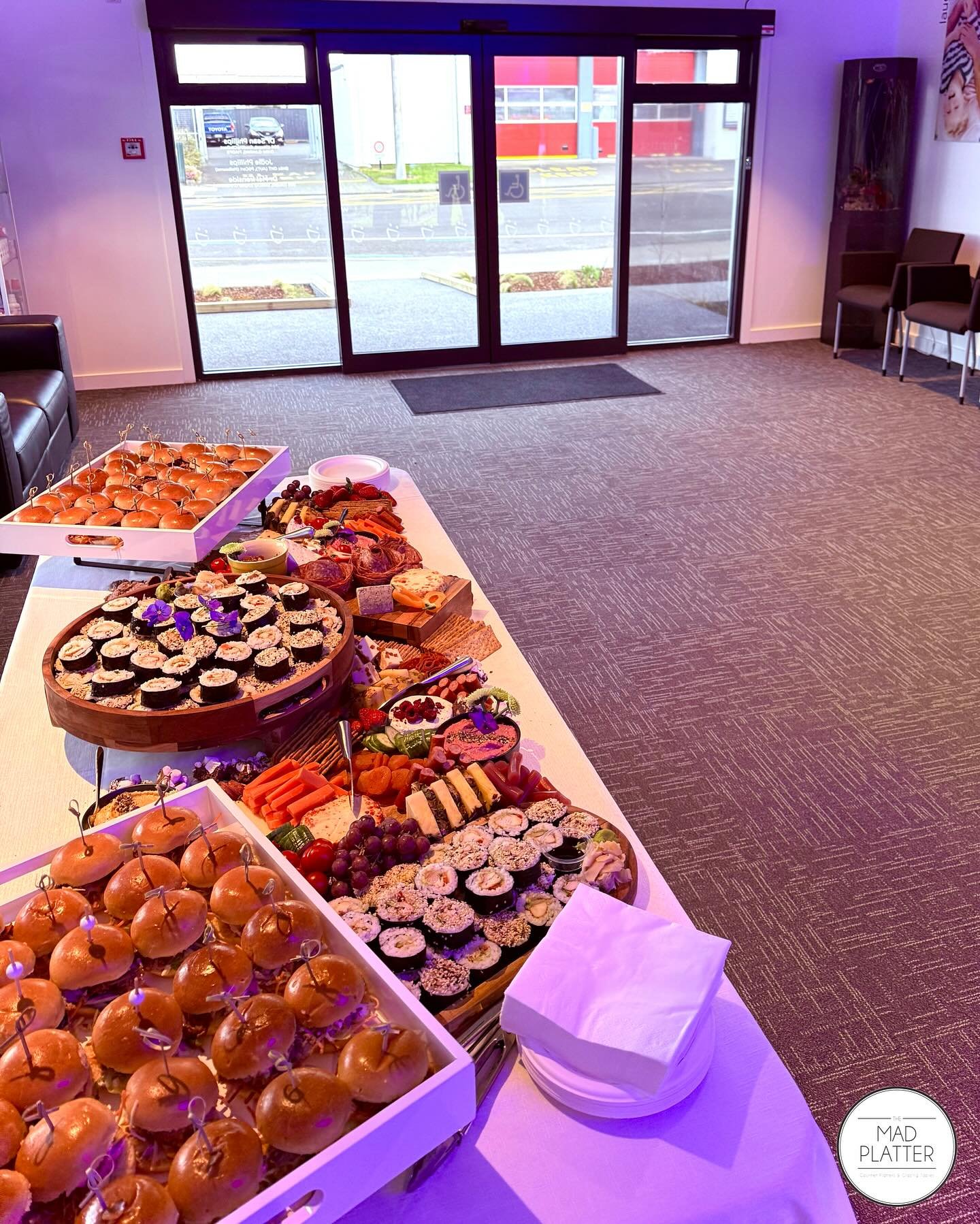 PLATTERS — THE MAD PLATTER