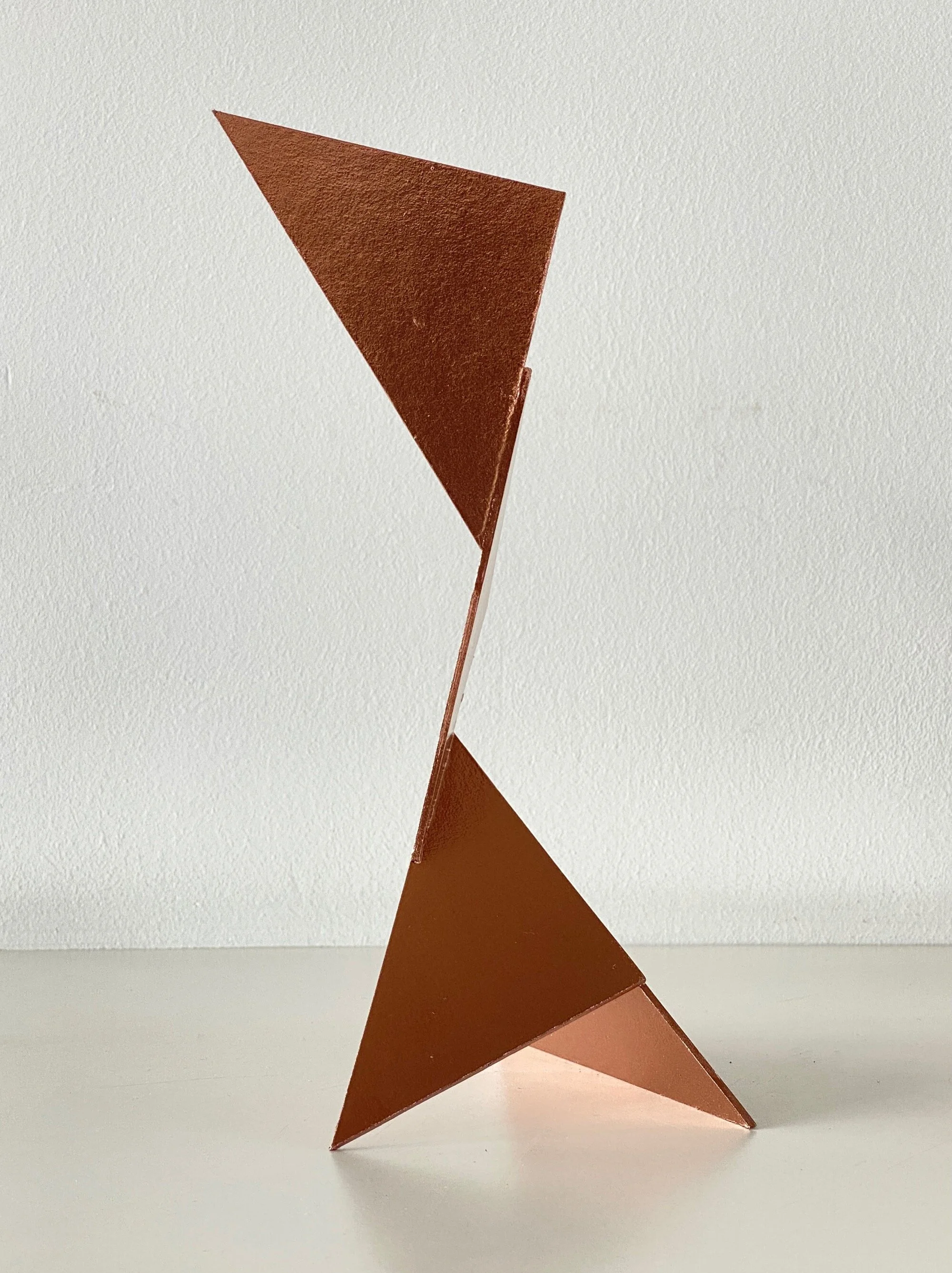 4 TRIANGLES — NH sculpture