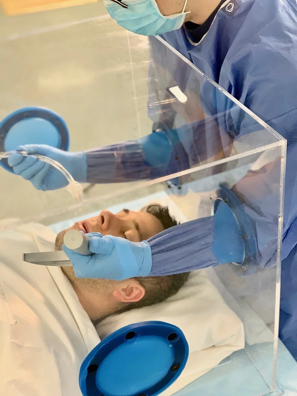 Endosim - AerosolBarrier(TM) - Intubation Box — EndoSim Evidence-Based ...