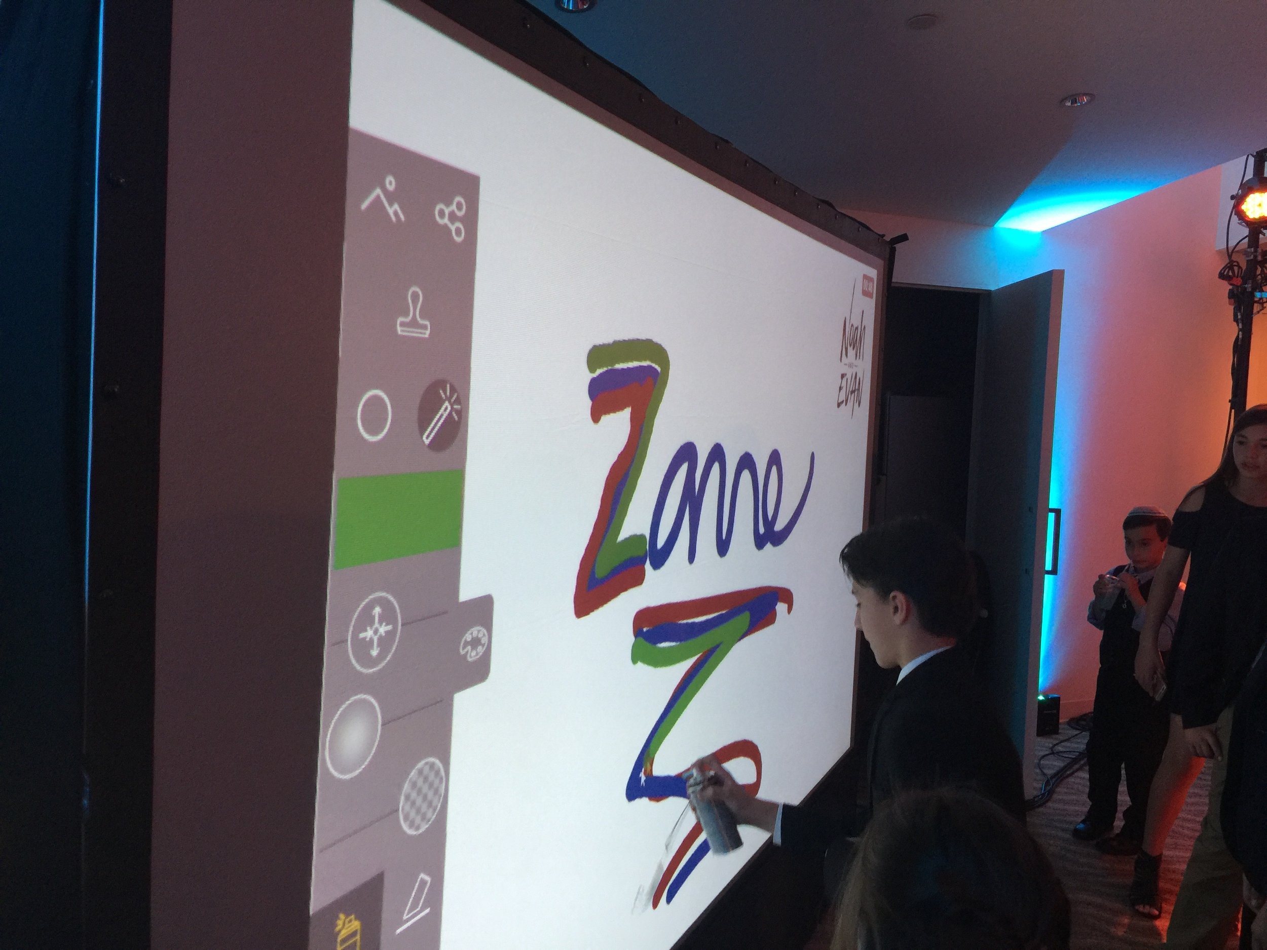 Graffiti Wall — Fun 4 Events