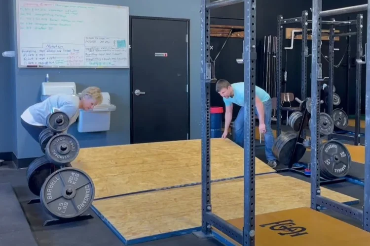 How to Easily Build a Lifting Platform (and the EASIEST way to cut ...