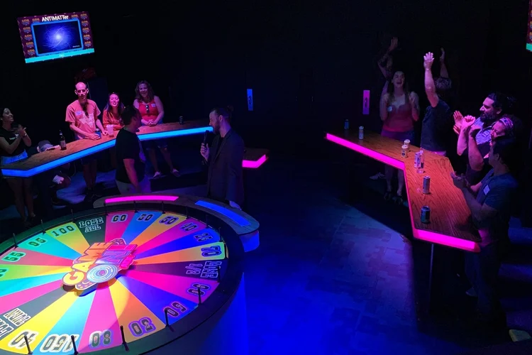 Gameshow Rooms for team building and party events — GameOn!