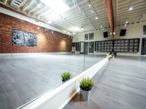 Rent The Studio — dance2b