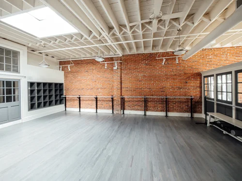 Rent The Studio — dance2b