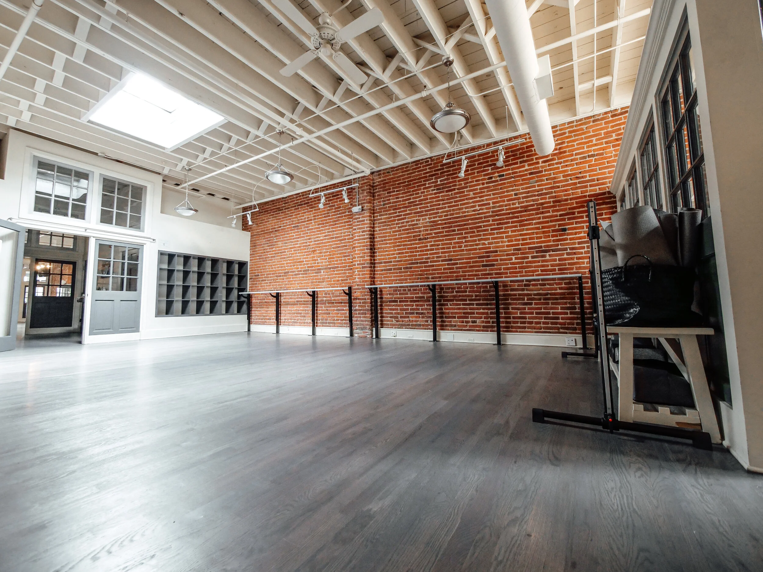 Rent The Studio — dance2b