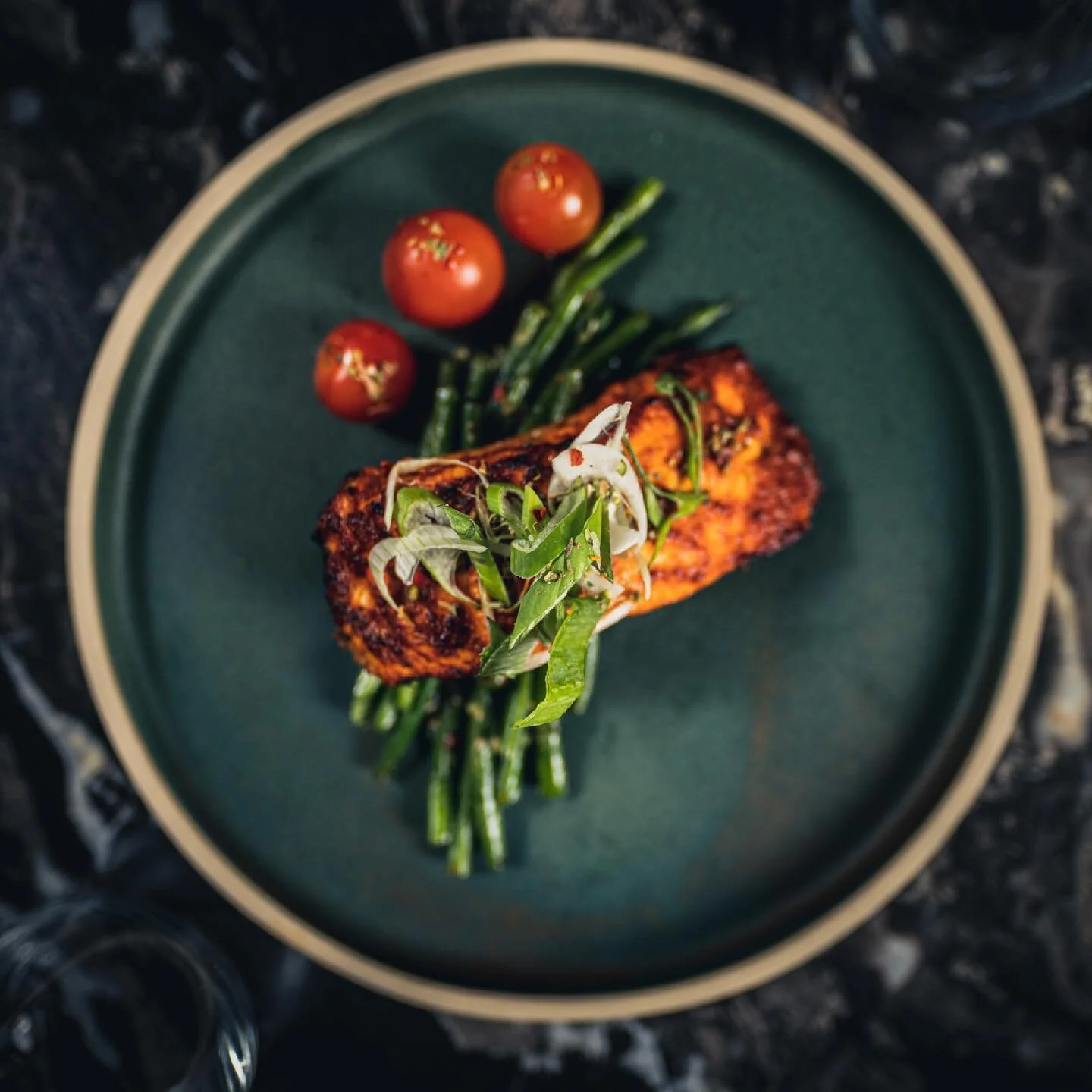 NOA Lounge & Restaurant