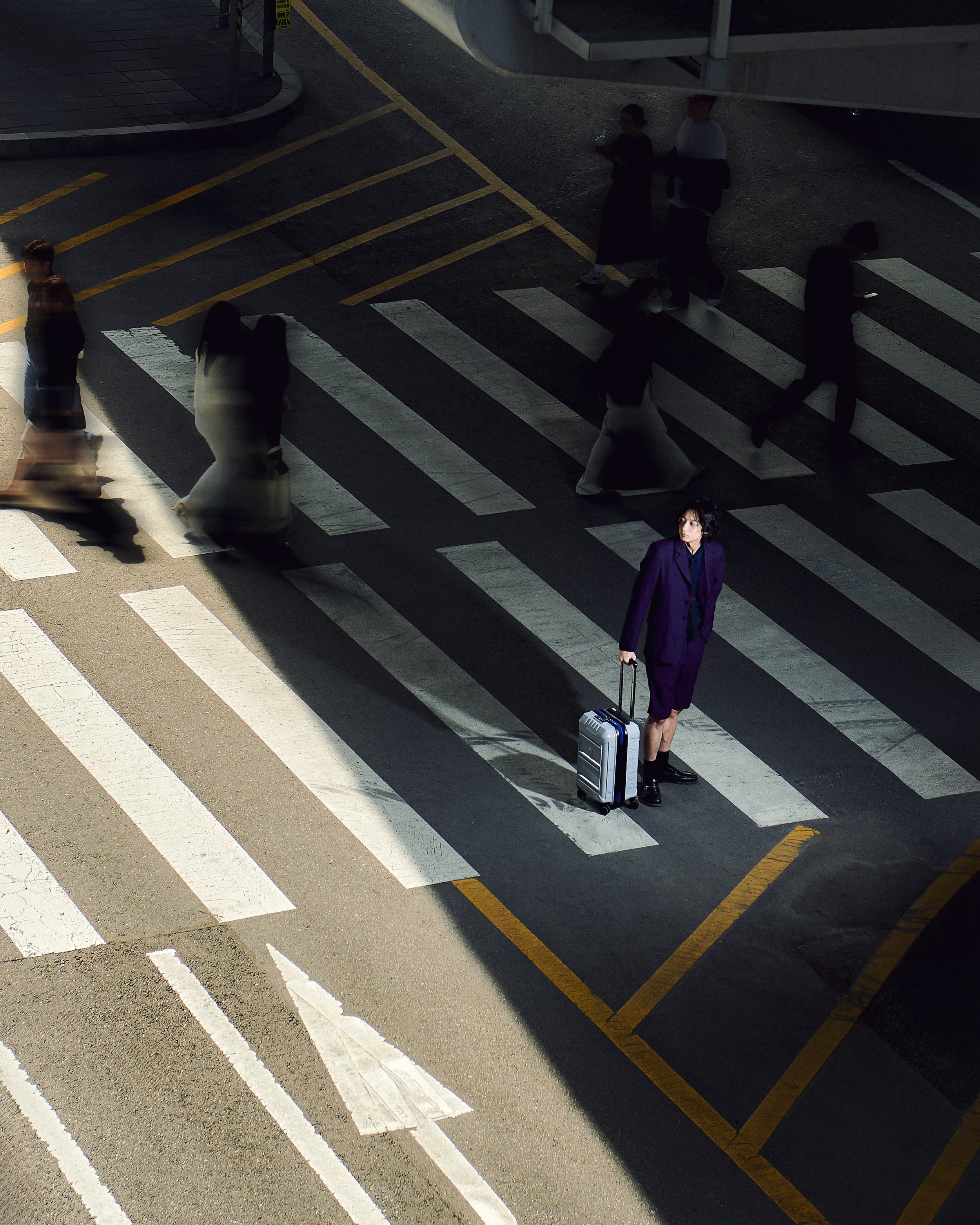 Intak Song Creates Photo Magic in the Space Between Reality and ...