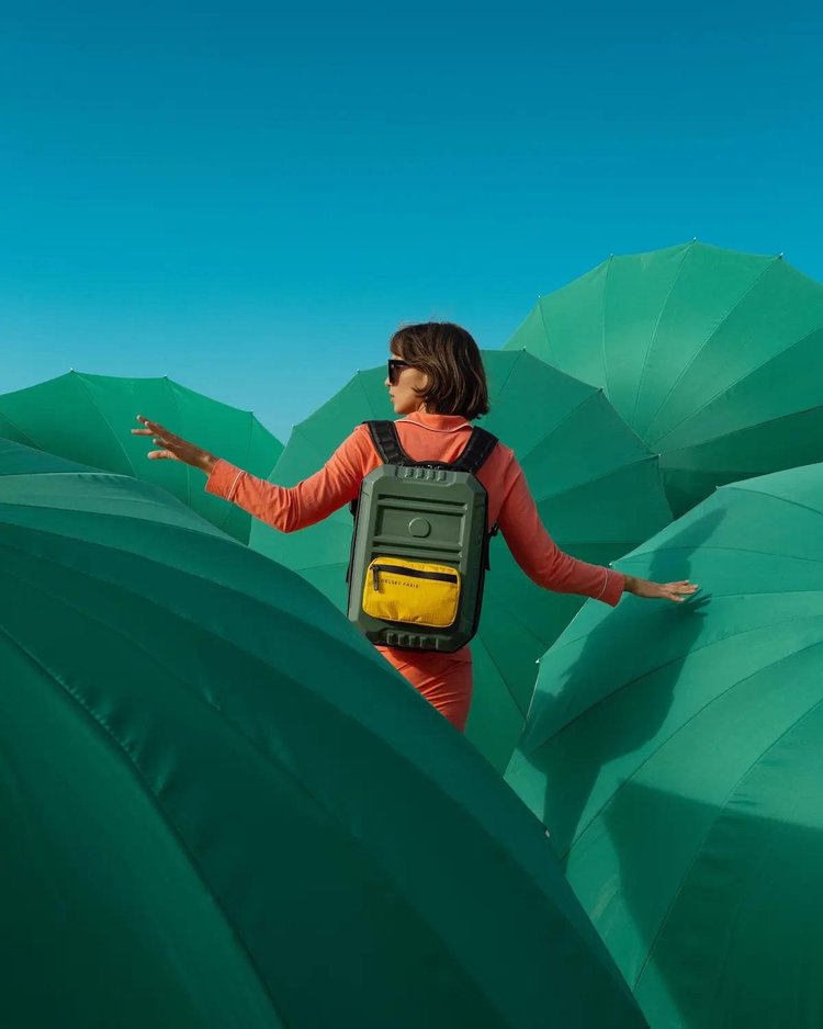 How Andoni Beristain Captures the Dichotomies of Life on Camera