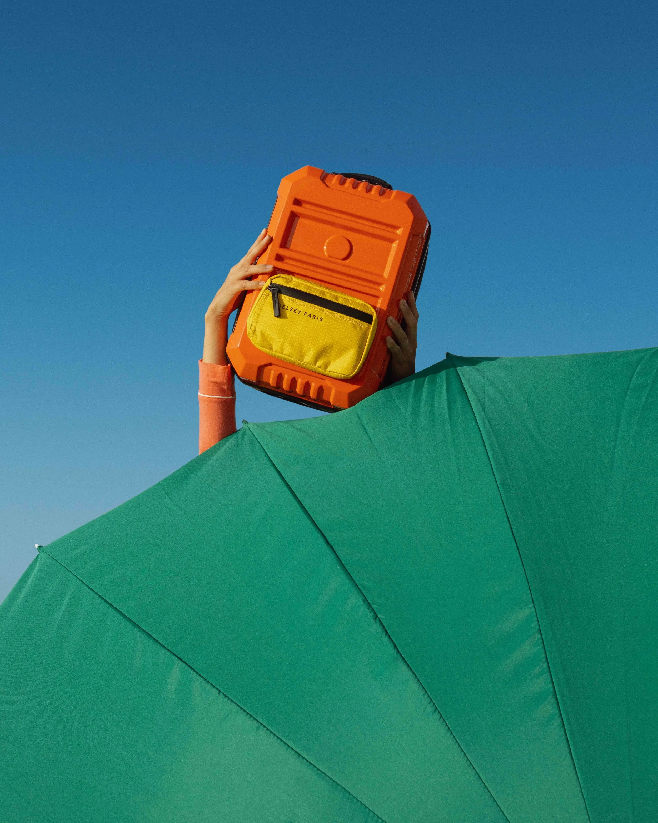 How Andoni Beristain Captures the Dichotomies of Life on Camera ...