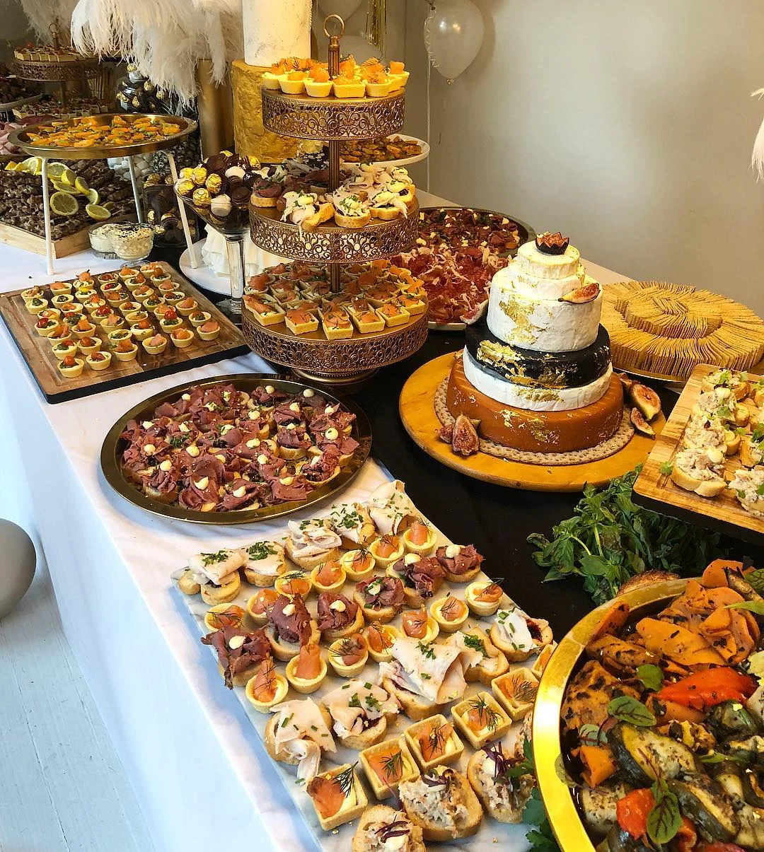 CANAPES/COCKTAIL — PLATTER WONDERLAND