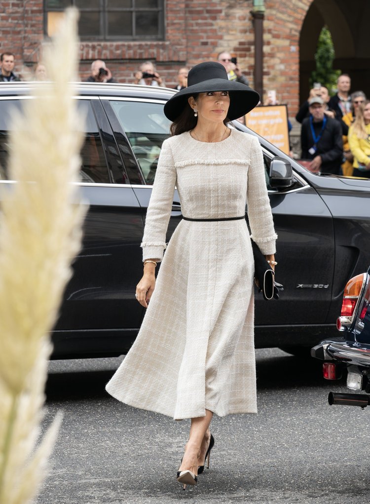 Crown Princess Mary Attends Folketinget Opening 2023 — Royal Portraits ...