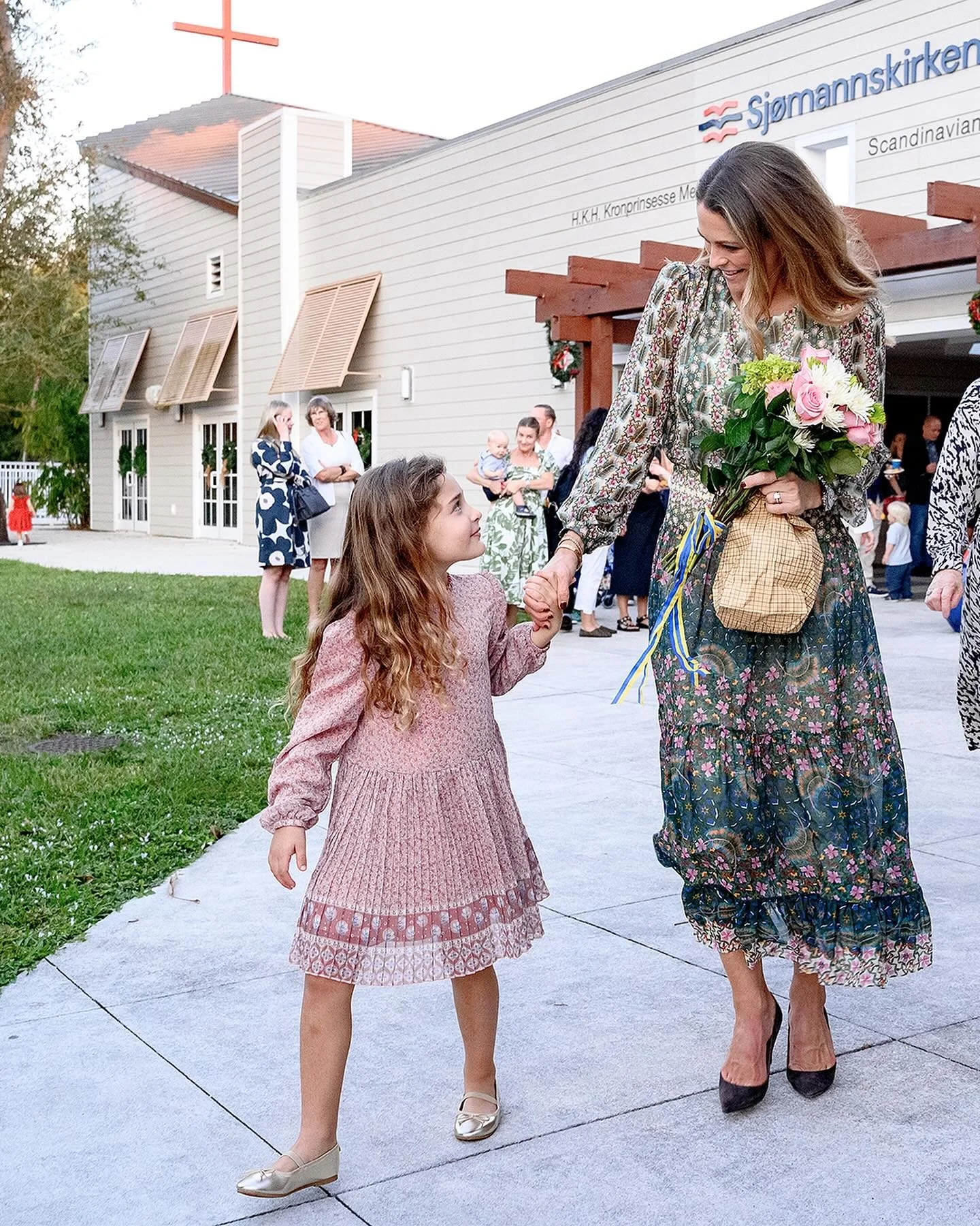 Princess Madeleine Attends First Sunday of Advent Service in Florida ...