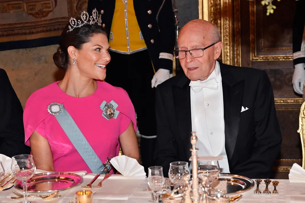 Crown Princess Victoria Attends Nobel Laureates Gala 2025 — Royal ...