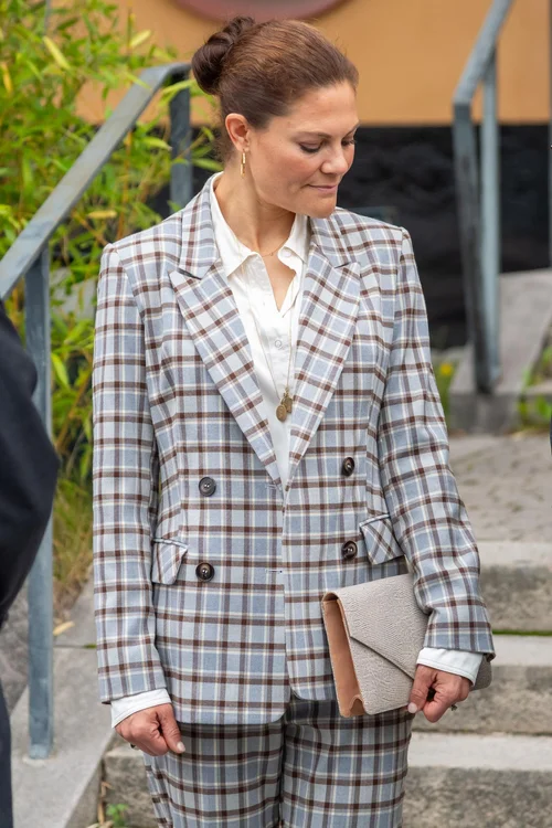 Crown Princess Victoria and Princess Christina Visit East Asian Museum ...