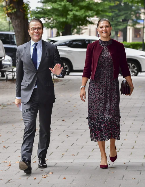 Crown Princess Victoria and Prince Daniel Visit Maxim Theatre — Royal ...