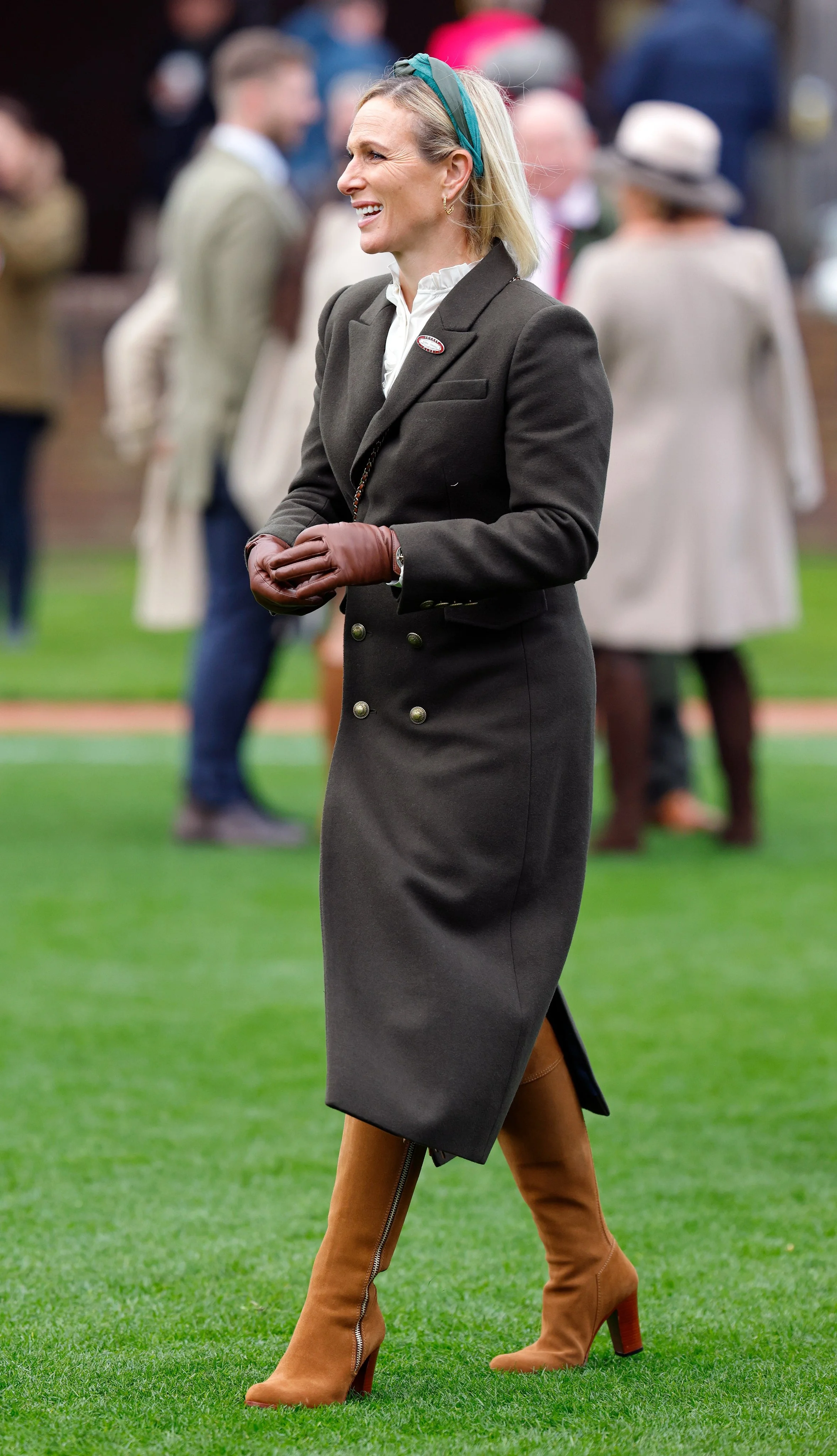 Zara Tindall Attends the 2024 Cheltenham November Meeting Day 2 — Royal ...