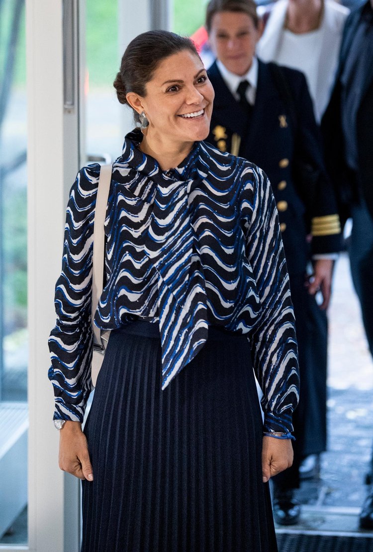 Crown Princess Victoria Visits Rolf Luft Centrum in Solna — Royal ...