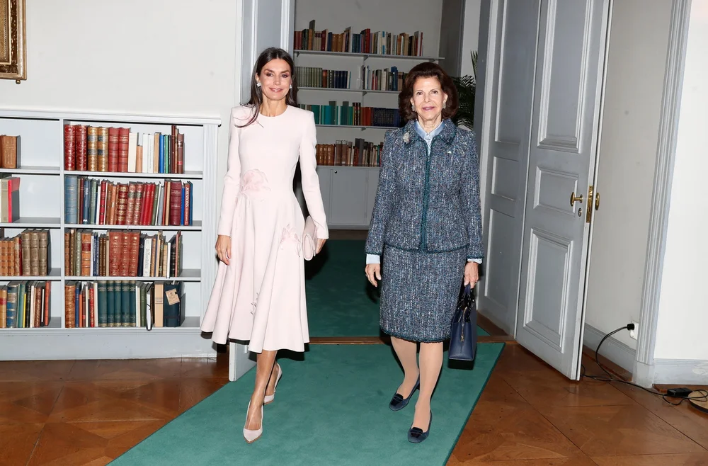 Queen Letizia and Queen Silvia Visit Bernadotte Library — Royal ...