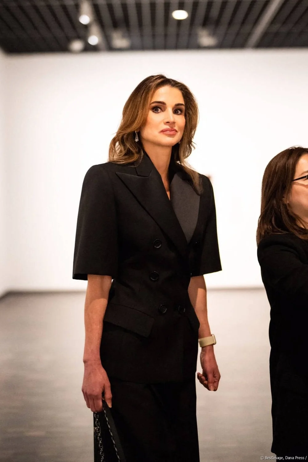 Queen Rania Visits National Museum of Modern Art in Tokyo — Royal ...