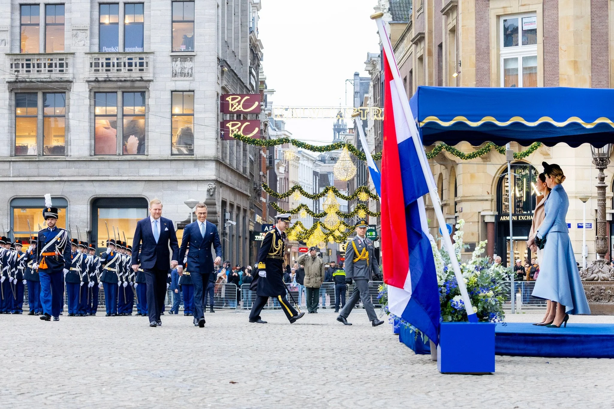 The King and Queen of the Netherlands Welcome the President and First ...