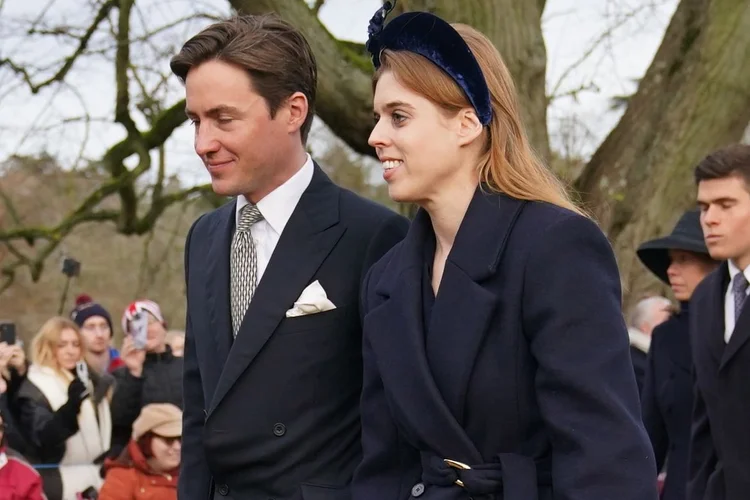 Princess Beatrice Attends Christmas Day Service 2023 — Royal Portraits ...