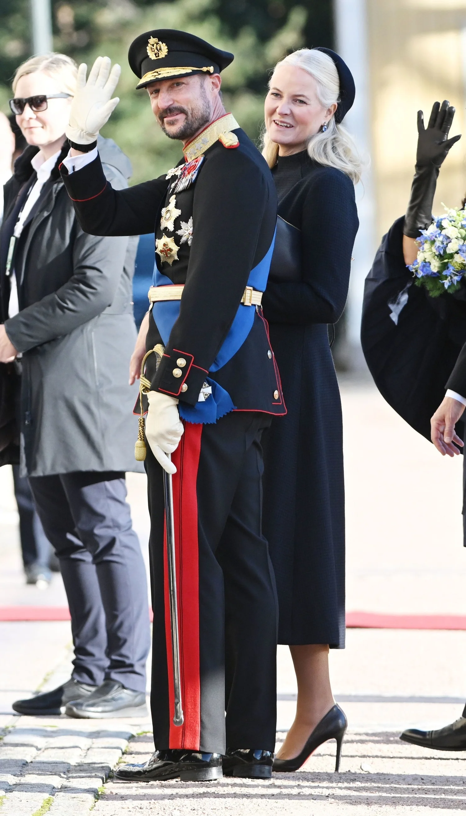The Crown Prince and Crown Princess of Norway Welcome the President and ...