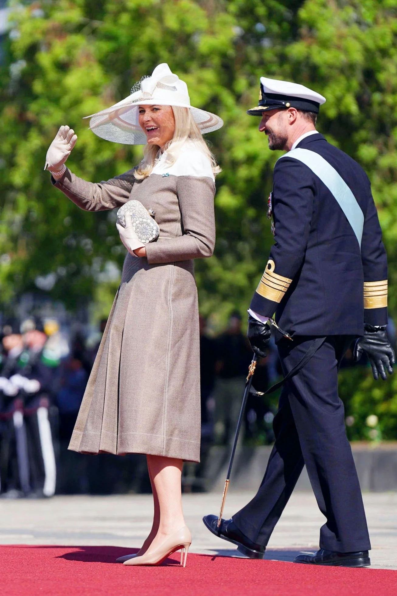 The Crown Prince and Crown Princess of Norway Welcome the King and ...