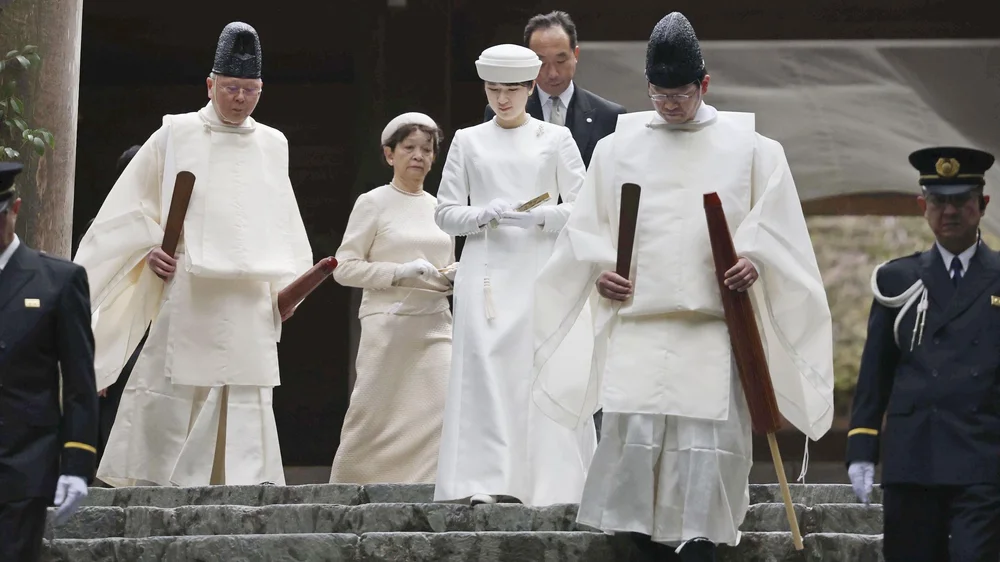 Princess Toshi Visits Ise Jingu Shrine — Royal Portraits Gallery