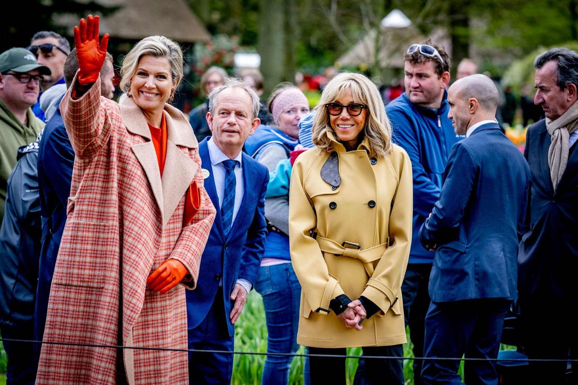 Queen Maxima and the First Lady of France Visit Keukenhof in Lisse ...