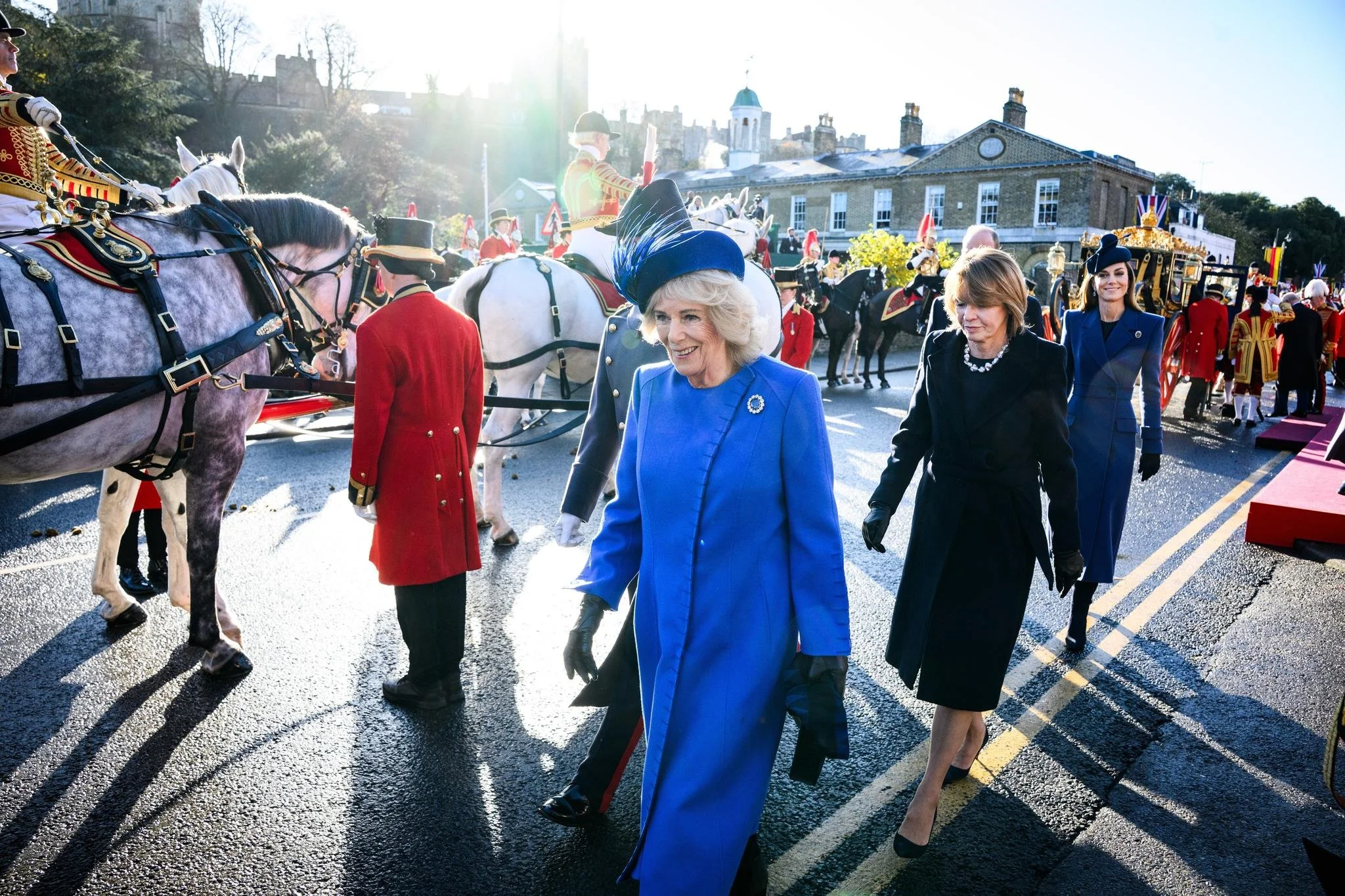 The King and Queen of the United Kingdom Welcome the President and ...