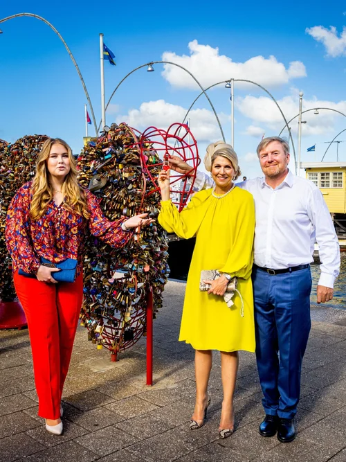 The King and Queen of The Netherlands and The Princess of Orange Tour ...