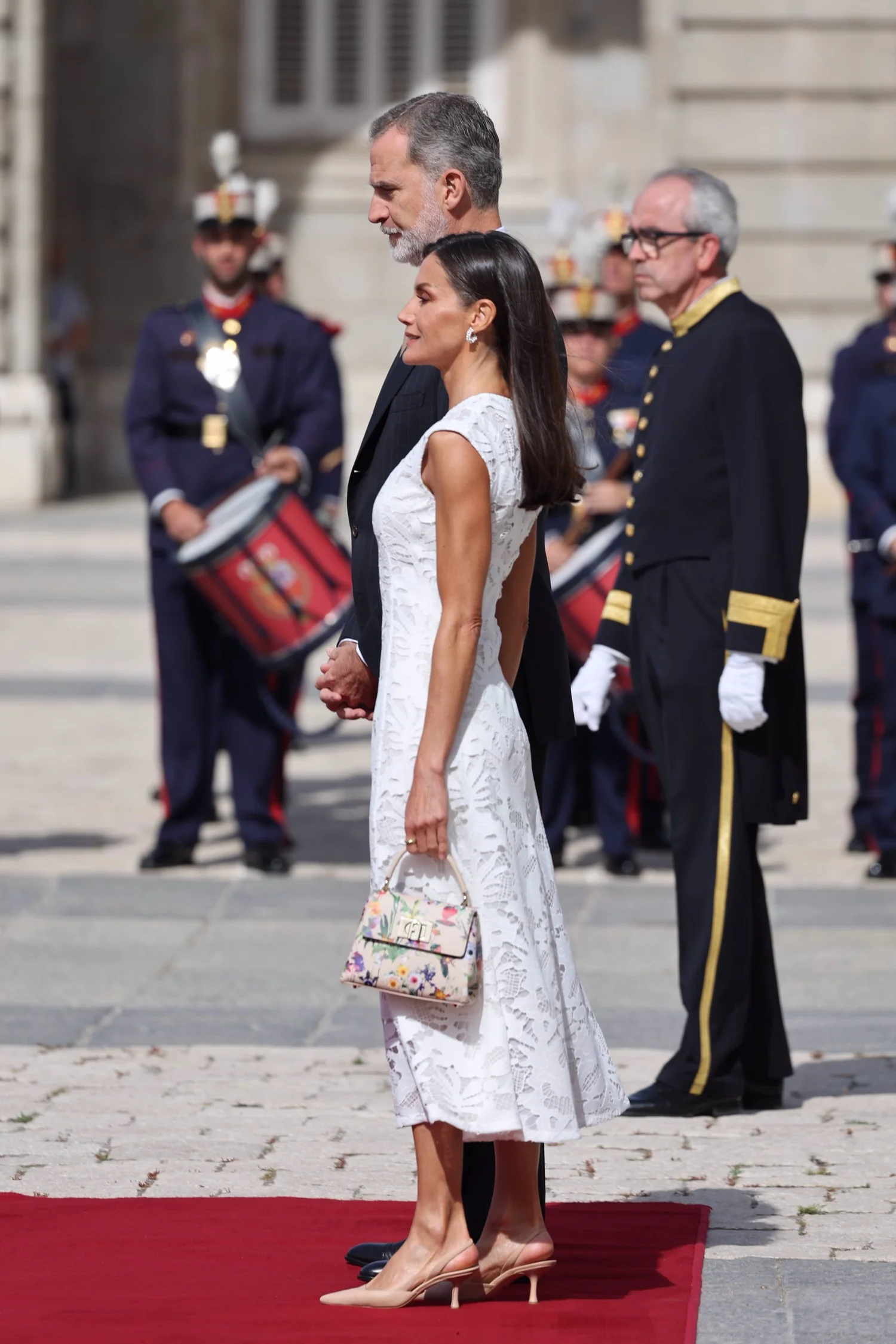 The King and Queen of Spain Welcome the President and First Lady of ...
