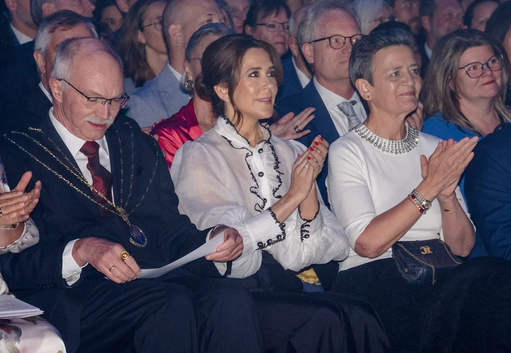 Queen Mary Attends DTU's 2025 Party — Royal Portraits Gallery