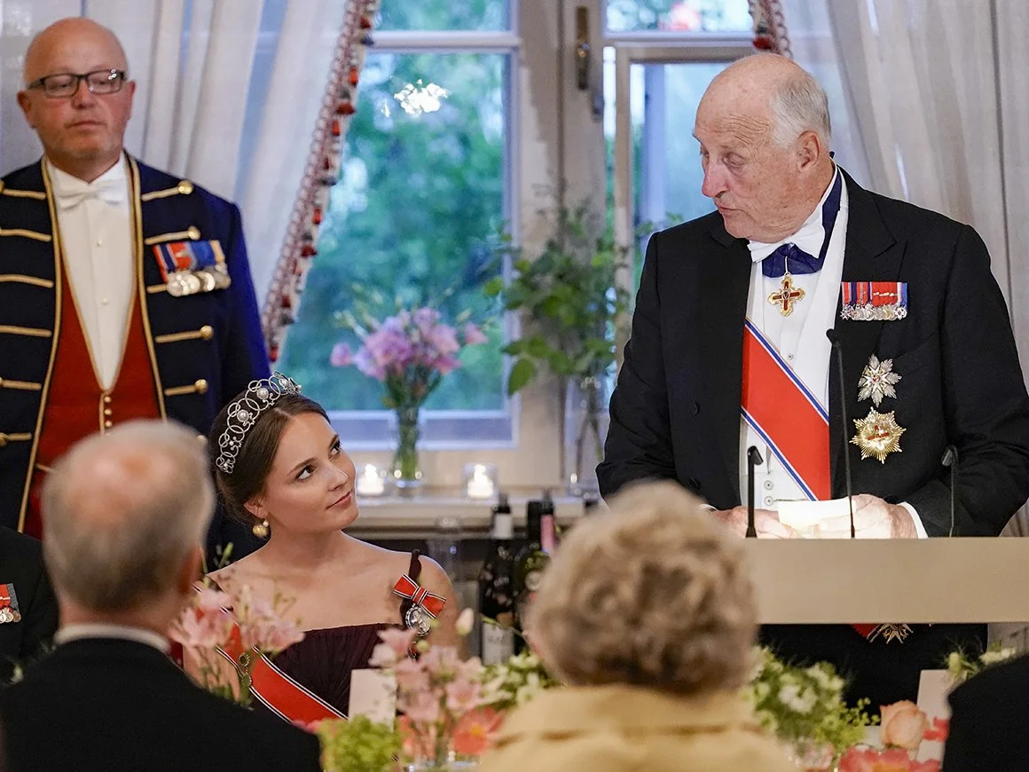 Princess Ingrid Alexandra Attends 18th Birthday Gala Dinner — Royal ...