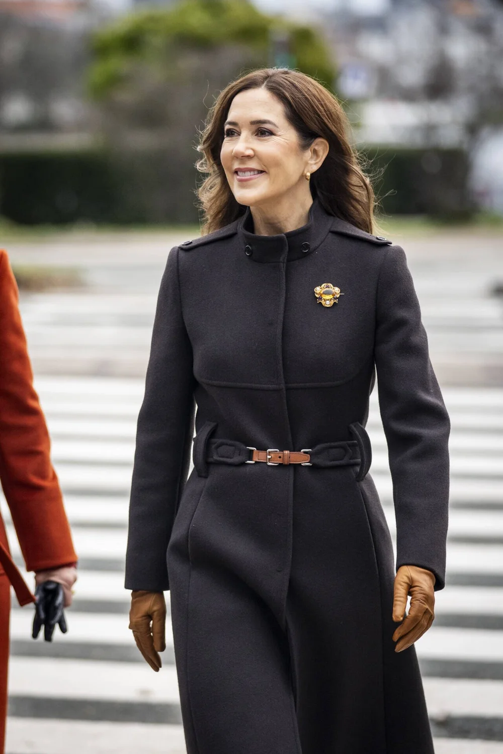 Queen Mary Unveils Sculpture Dedicated to Countess Danner — Royal ...