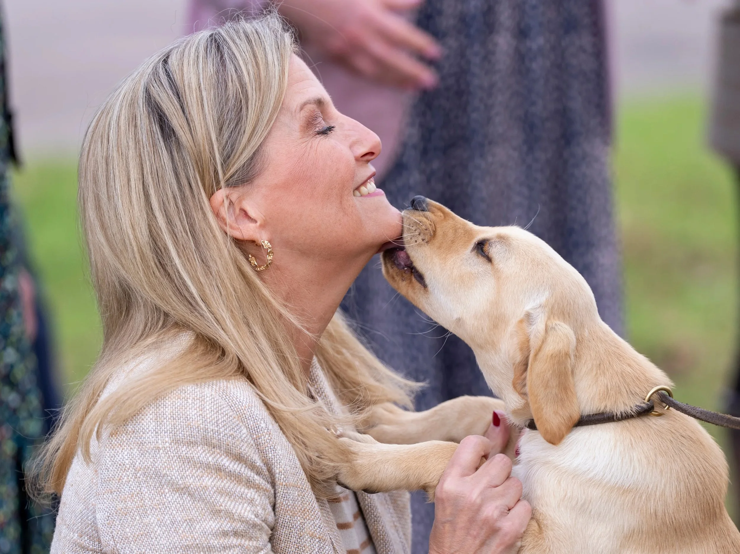 The Duchess of Edinburgh Visits The Yellow Labrador Club in Windsor ...