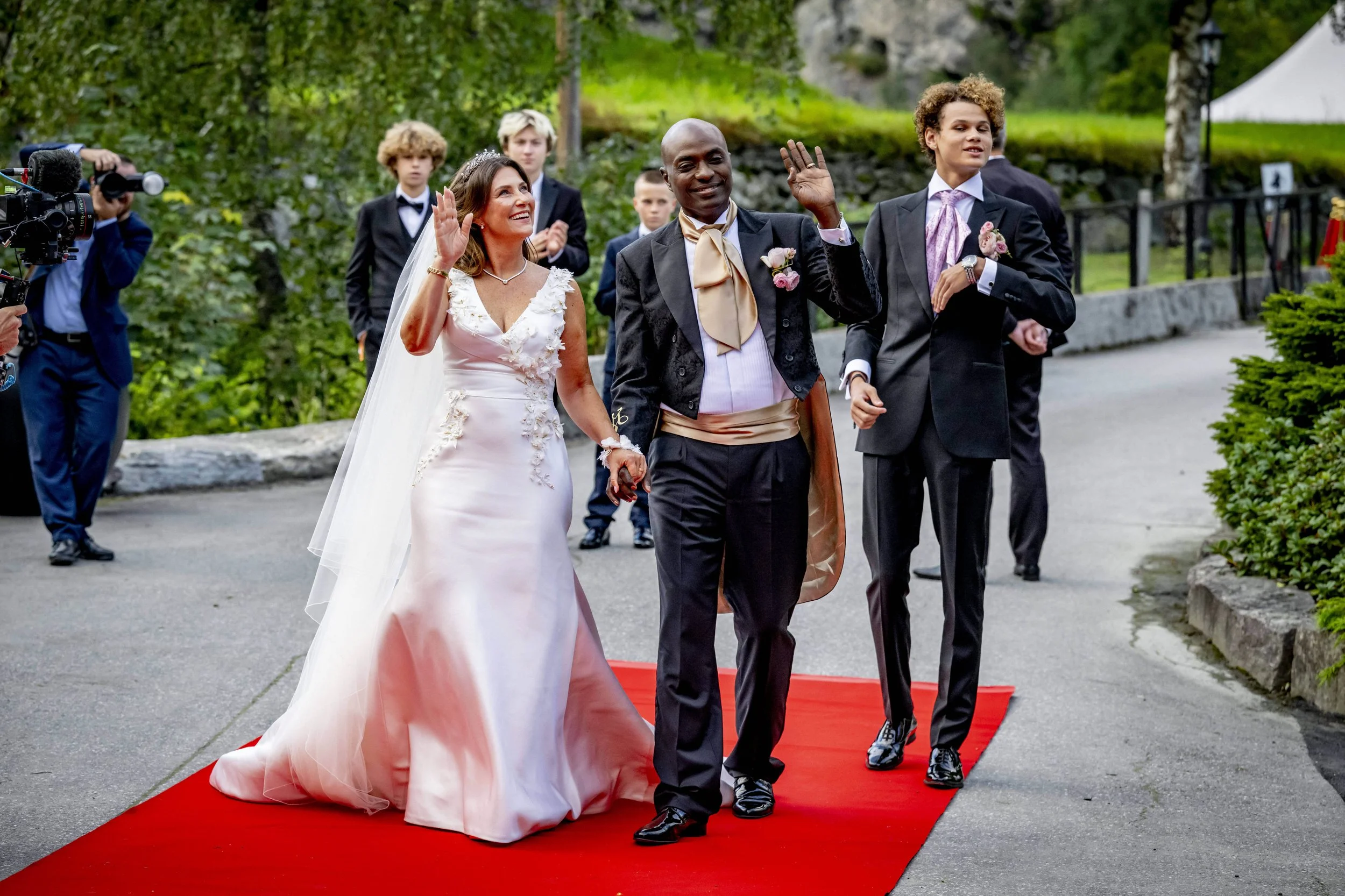 Wedding of Princess Märtha Louise and Durek Verrett — Royal Portraits ...