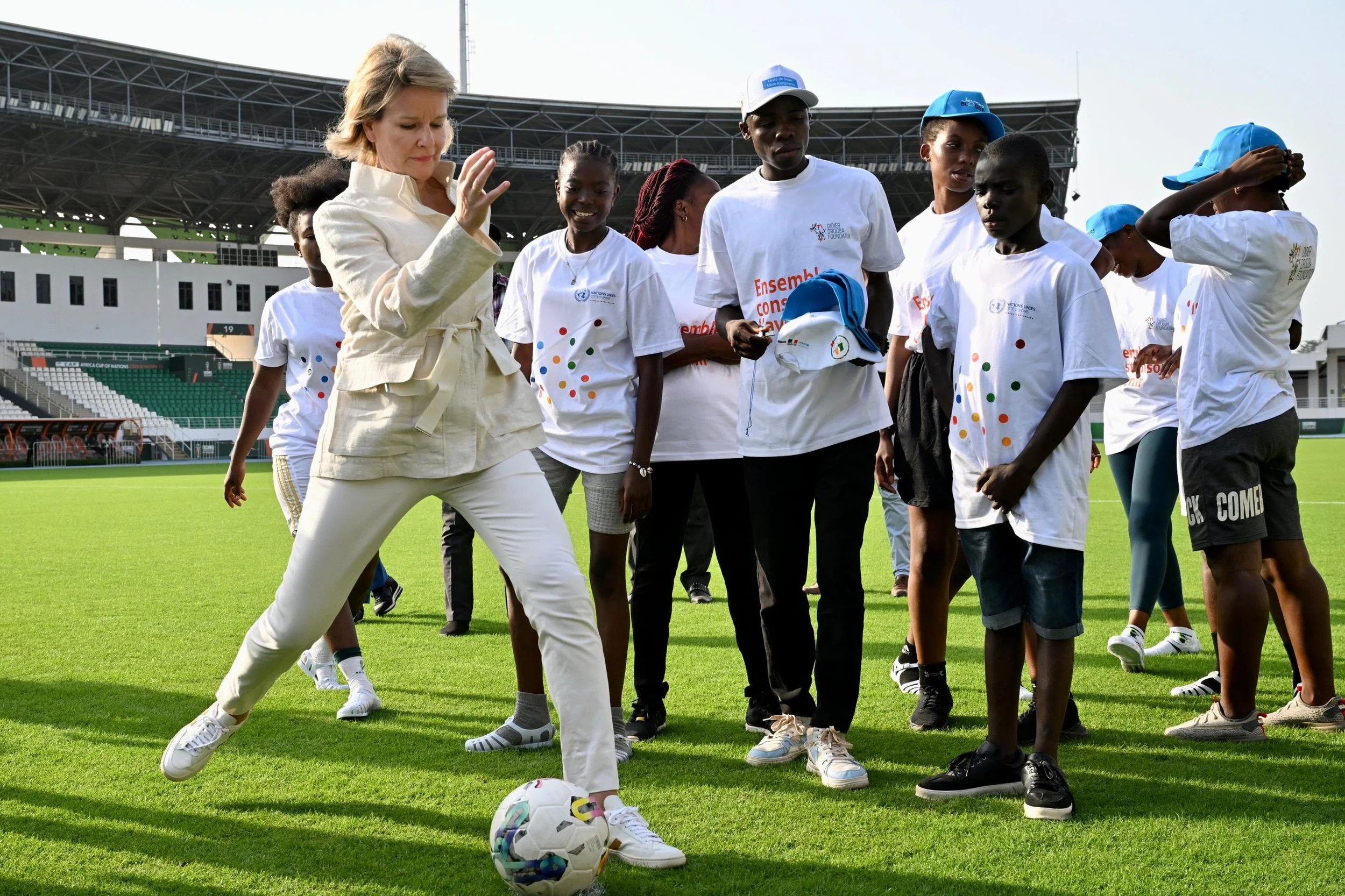 Queen Mathilde Meets with Young Ivorian Athletes in San Pedro — Royal ...
