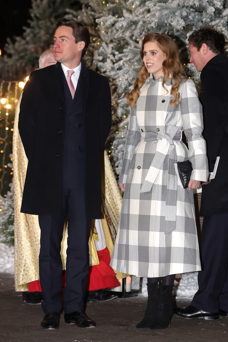 Princess Beatrice Attends 'Together at Christmas' Carol Service 2022 ...