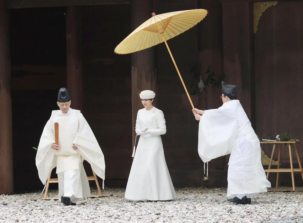 Princess Toshi Visits Ise Jingu Shrine — Royal Portraits Gallery