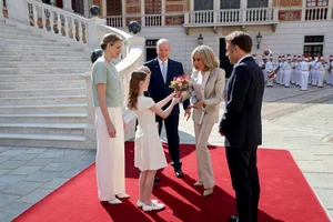 The Prince and Princess of Monaco Welcome the President and First Lady ...