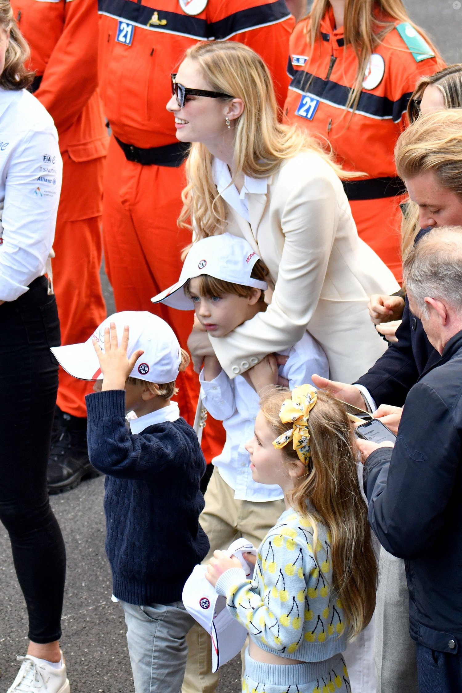Beatrice Borromeo Attends Monaco E-Prix 2023 Round 6 — Royal Portraits ...