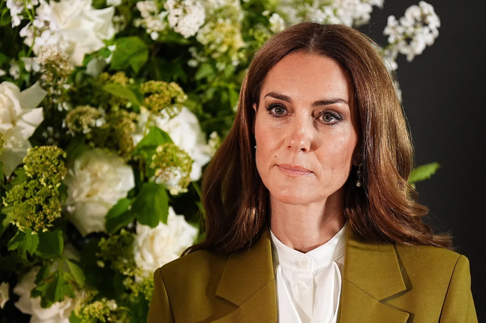 The Princess of Wales Presents Queen Elizabeth II Award for British ...