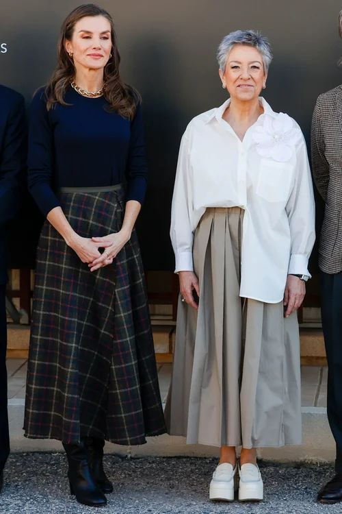 Queen Letizia Visits Pedro Garcia in Elda — Royal Portraits Gallery