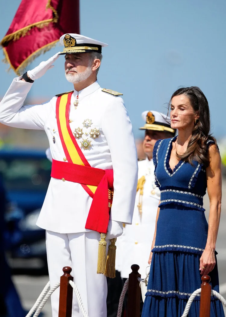 The King and Queen of Spain Preside Over Ceremonial Presentation of ...